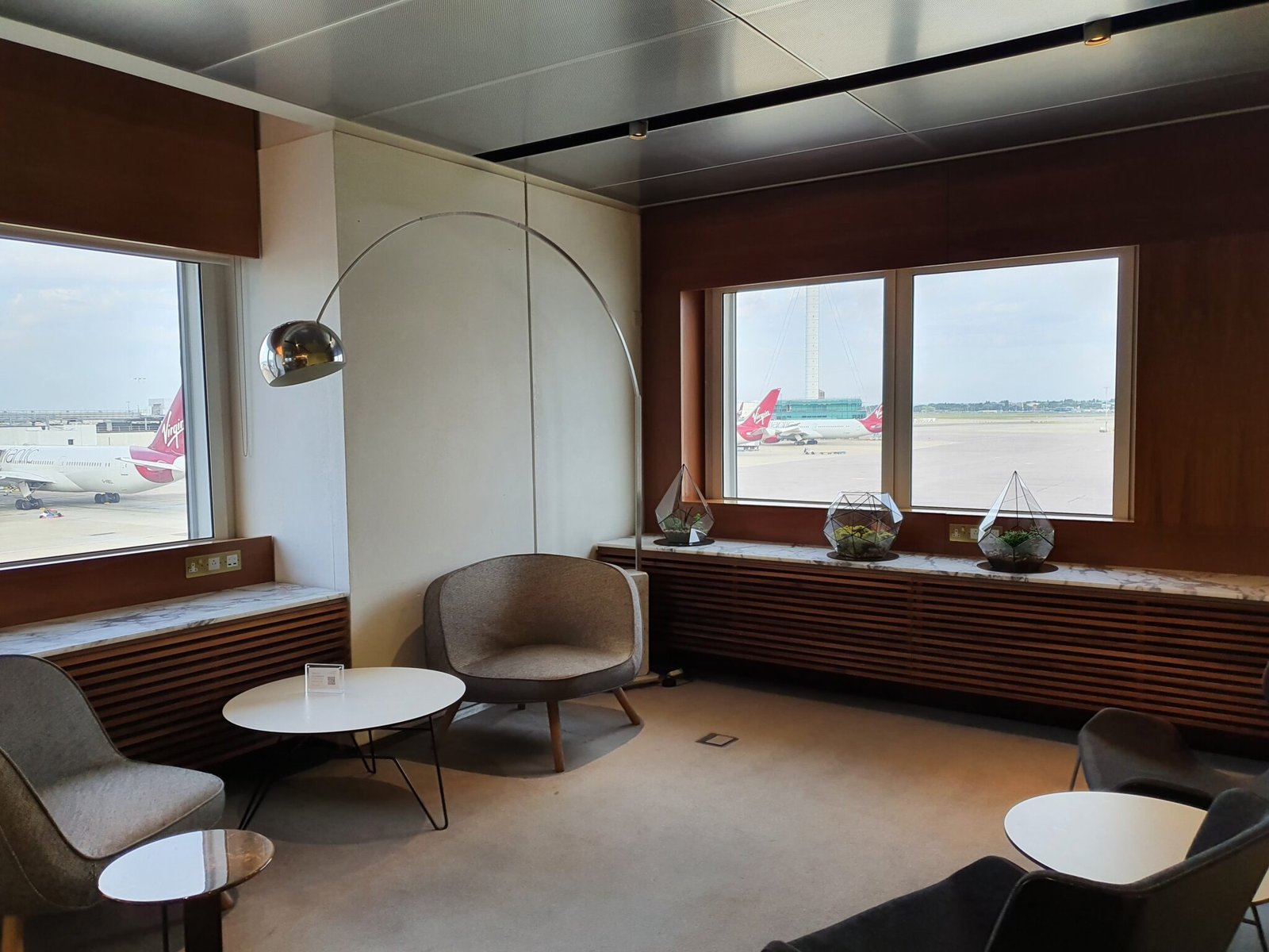 Fabulous: Virgin Clubhouse Heathrow - Wander Up Front