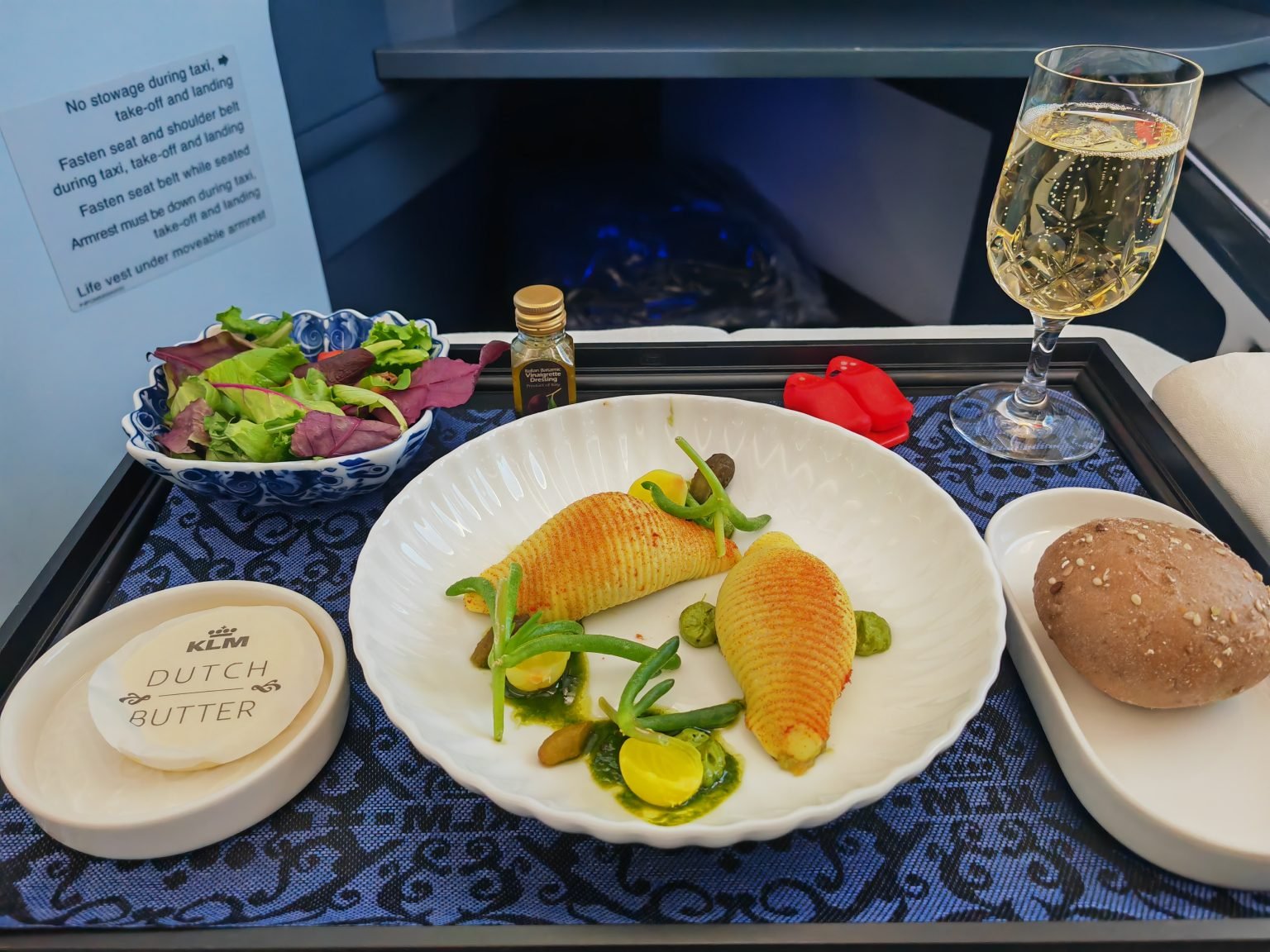 Going Dutch: KLM 787-10 World Business Class - Wander Up Front