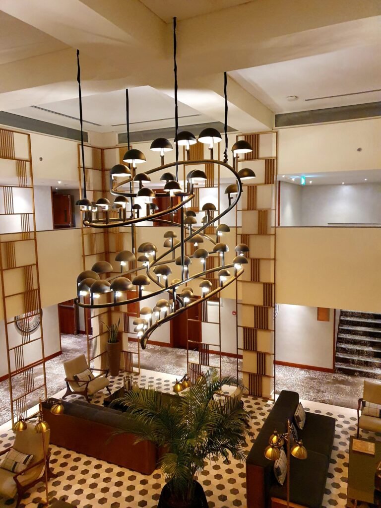 Review: Le Meridien Dubai Hotel, Still Retains The Glamour? - Wander Up ...