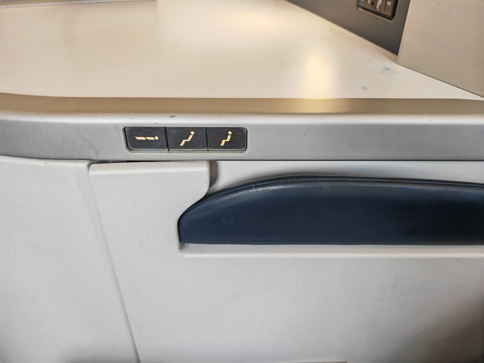 Overrated? Air France A350 Business Class Atlanta To Paris - Wander Up ...