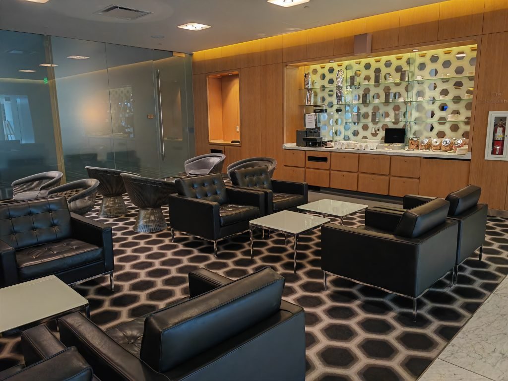 Spotlight: Qantas First Class Lounge At LAX - Wander Up Front