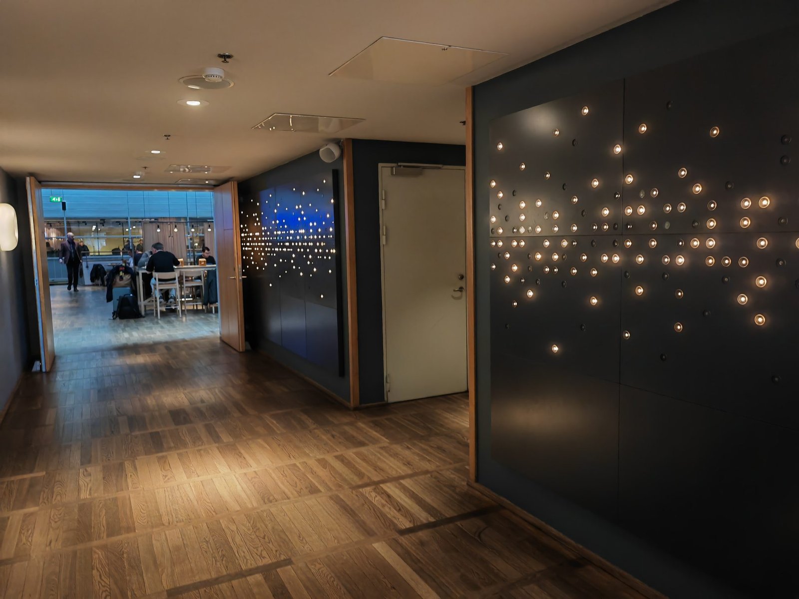 New Beginnings: SAS Lounge Copenhagen (CPH) Review - Wander Up Front