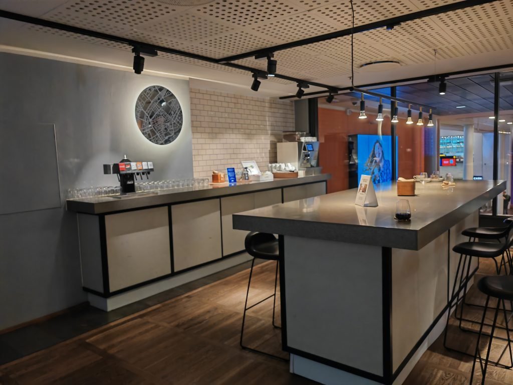 New Beginnings: SAS Lounge Copenhagen (CPH) Review - Wander Up Front