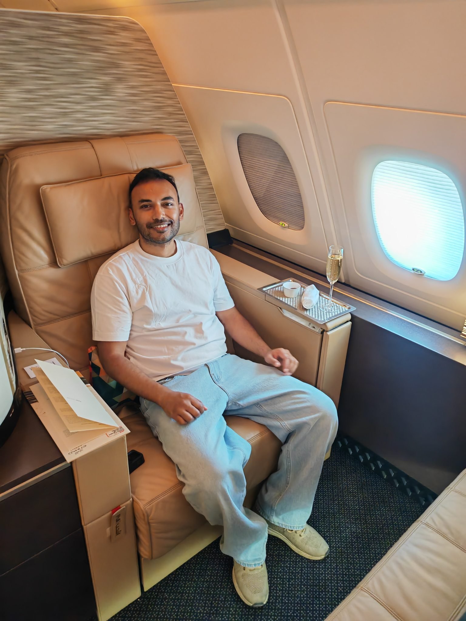 UNREAL: Etihad First Class Apartment A380 Was A Dream - Wander Up Front